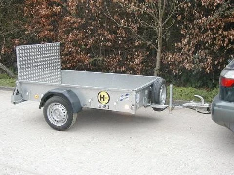 Trailers - Helpful Hirings